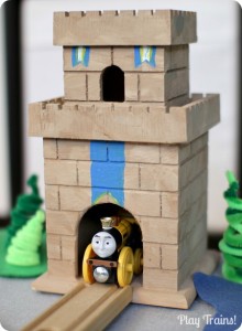 DIY Wooden Toy Castles for Trains -- Thomas & Friends King of the Railway